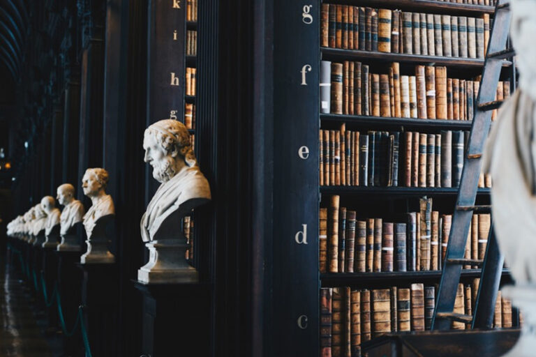 The Evolution of Luxury: From Ancient Opulence to Modern Experiences